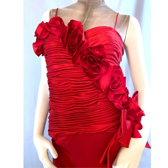 Cheeta B Evening | Dresses | Cheeta B Nwt A Dozen Red Roses Ruch Party ...